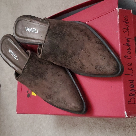 Vaneli | Shoes | Vaneli Brown Leather Cowboy Slides | Poshmark